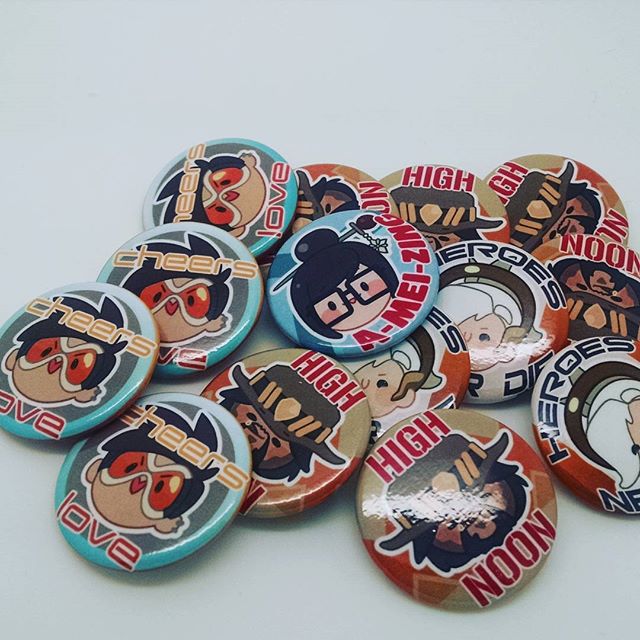 Shop 1.25 Inch Round Custom Buttons with Pinbacks- JustButtons